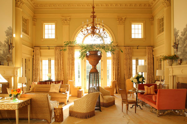 Stately Living in Nashville, Tennessee | Barry Dixon