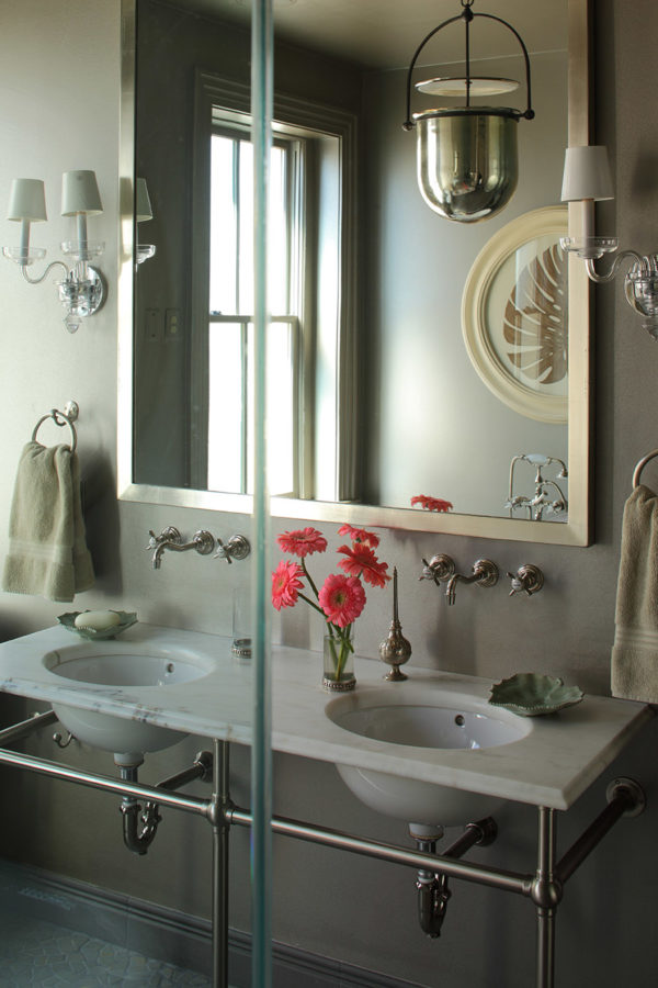 Modern Living on Capitol Hill | Barry Dixon